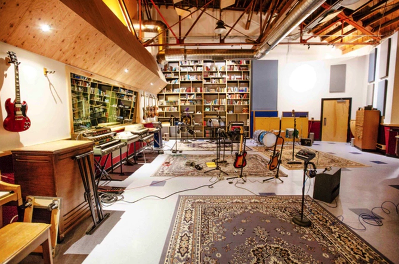 Studio PSA: Tiny Telephone Kickstarter: Rai$e The Roof - Master Sound ...